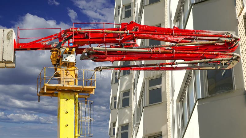 Construction Concrete Pump Pump Truck with Multi-storey Building Under ...