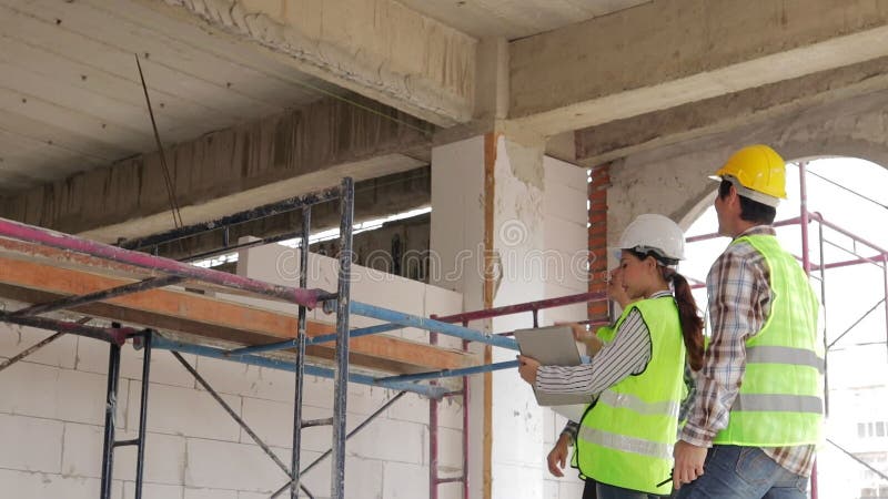 Construction Control Engineer Check the Building Structure System ...