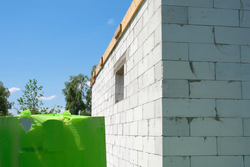 Construction of a Country House from Gas Silicate Blocks. Construction ...