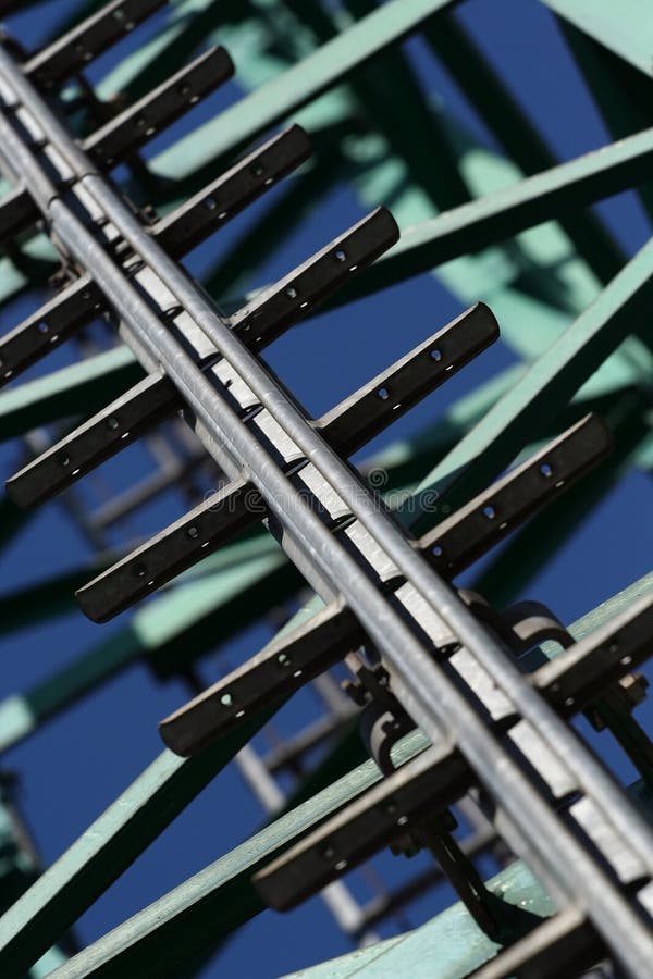 Construction de fer image stock. Image du câble, tige - 4762637