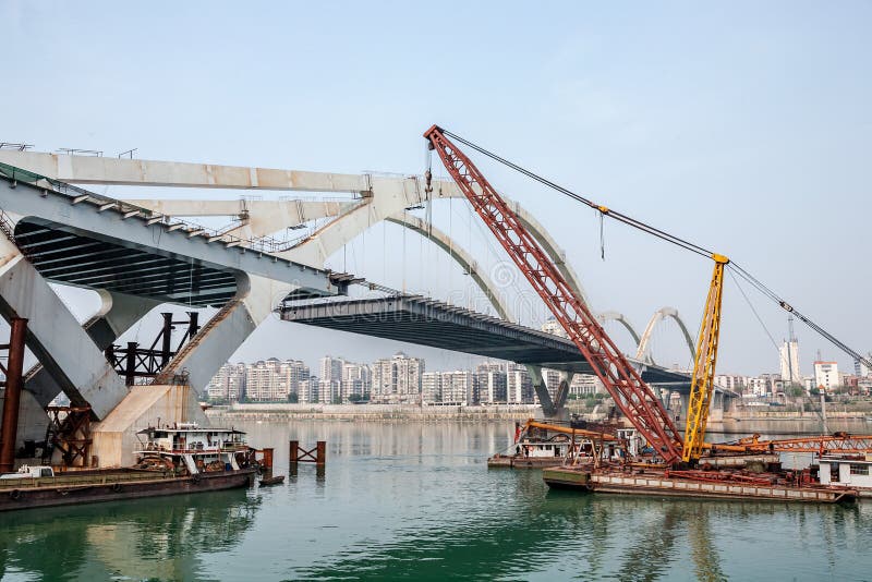 Construction De Pilier De Pont Photo stock - Image du construction ...