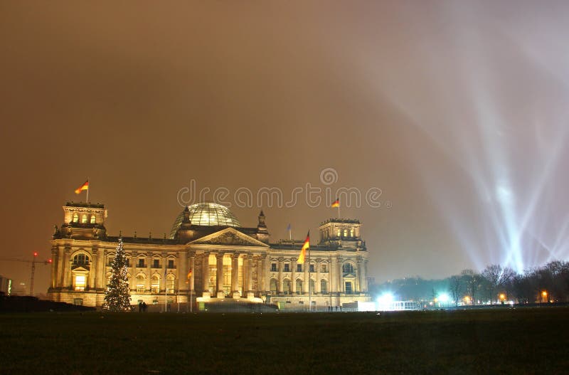 Construction De Reichstag (le Parlement Allemand) Photo stock - Image ...