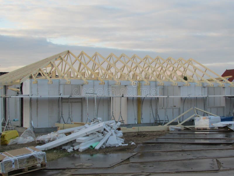 Construction De Toiture Structure De Toit Construction En Bois De ...