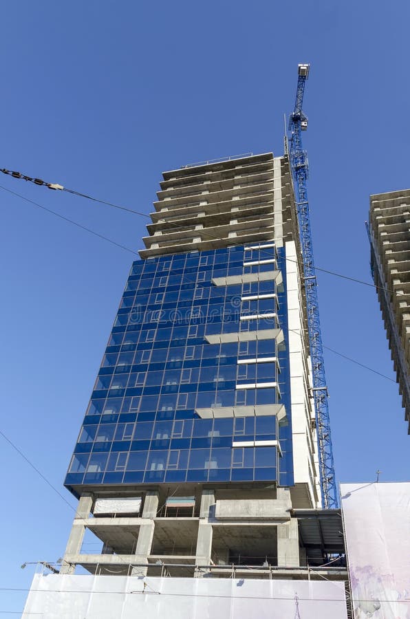 Construction Des Beaucoup Bâtiment Storeyed Dans La Promptitude ...