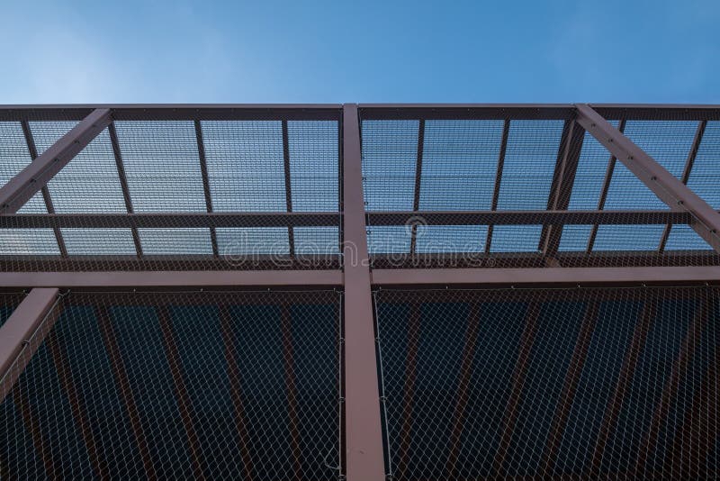 Wire Mesh, Building Construction Detail, Steel Frame Building, School ...