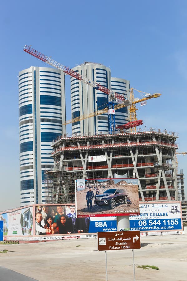 Construction - Dubai editorial photo. Image of luxurious - 82278106