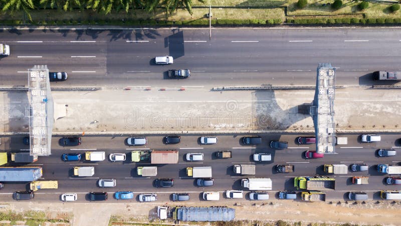 Construction Elevated Toll Road with Hectic Traffic Editorial Stock ...