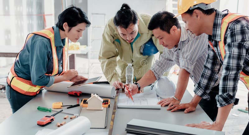 Construction Engineers Team are Discussion and Brainstorming for ...