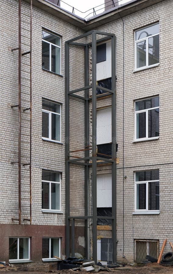 Construction of an External Elevator for the Disabled in an Old Brick ...