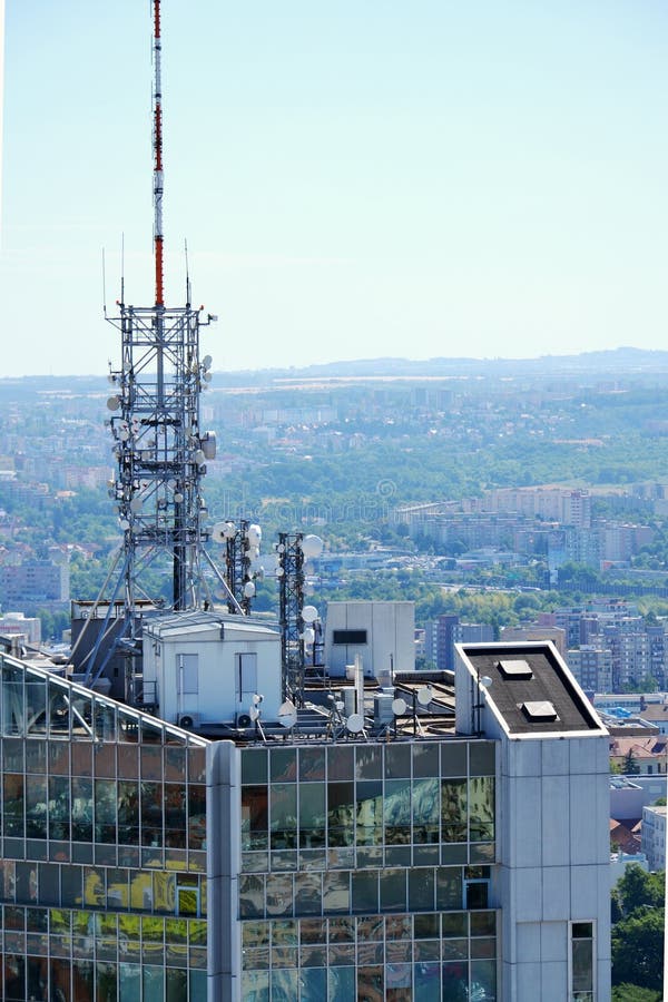 Construction for 5G Broadband Cellular Network Transmitters ...