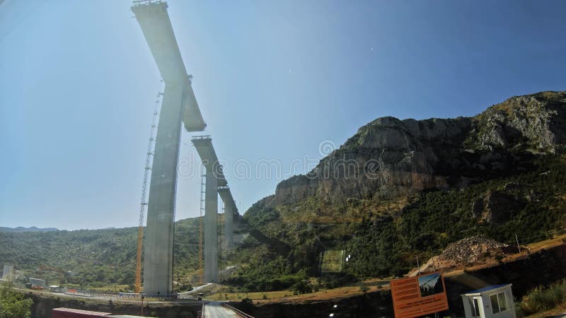 Construction of High-rise Bridge Connecting Mountain Span. Engineering ...