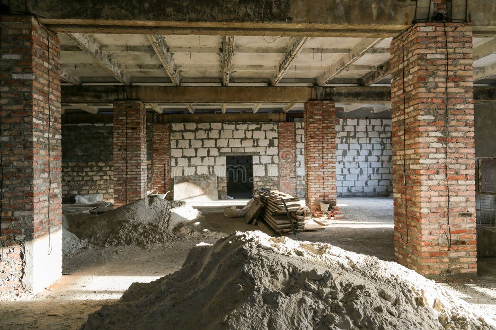 Construction of a Large Building in Progress, Bricks and Building ...