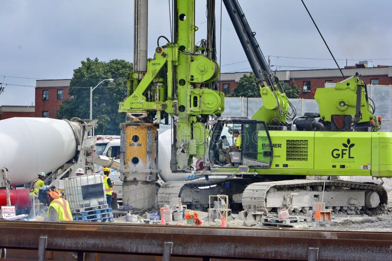 Construction of the Launch Shaft of the Scarborough Subway Extension ...