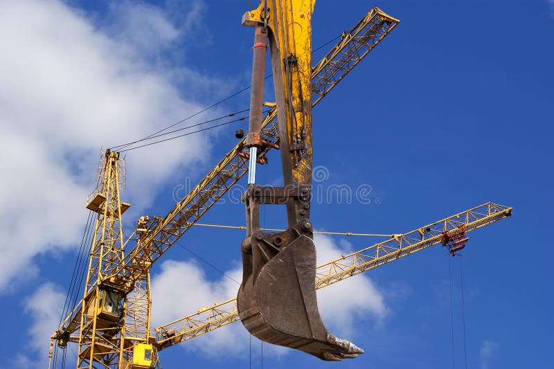 Construction Machinery, High and Heavy Construction Machinery on the ...