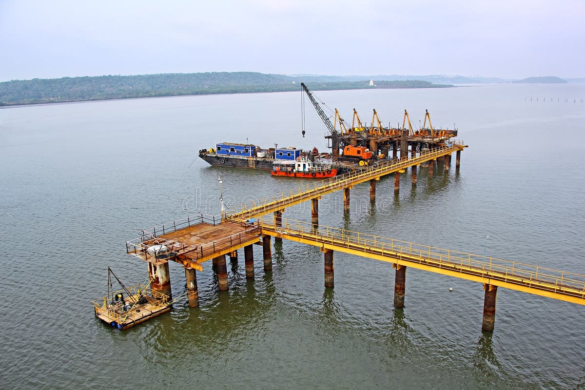 169 Barge Construction Jetty Stock Photos - Free & Royalty-Free Stock ...