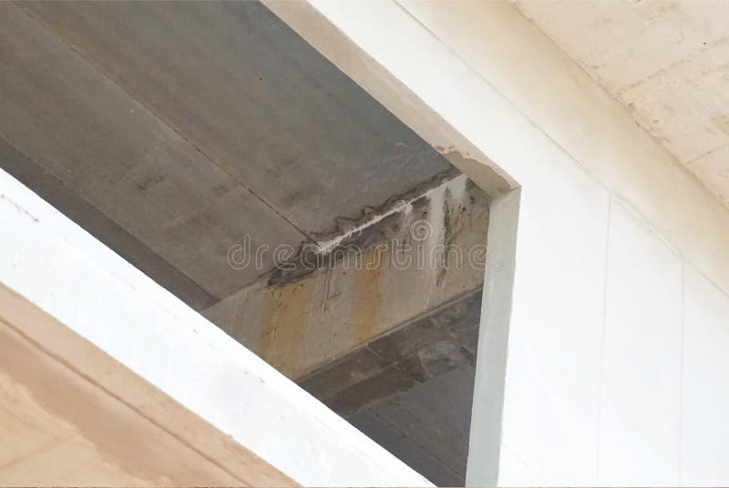 Construction Problem : Efflorescence of Concrete - Construction Site ...