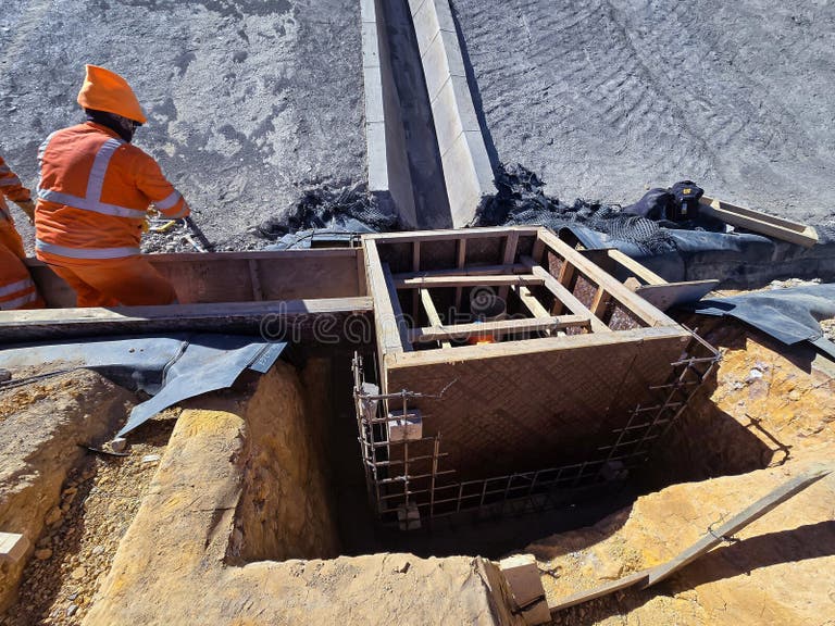 Construction Process of Hydraulic Structures Made of Concrete and ...