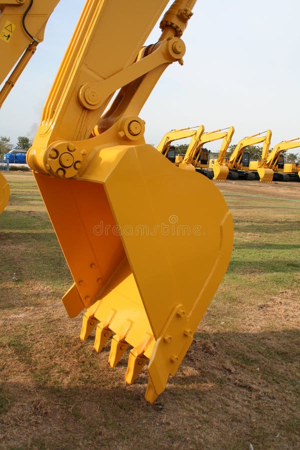 Construction scoop 5 stock image. Image of digging, clearing - 689069