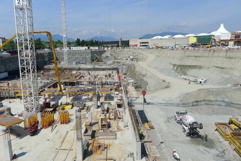 Construction Site editorial stock image. Image of hoist - 55074194