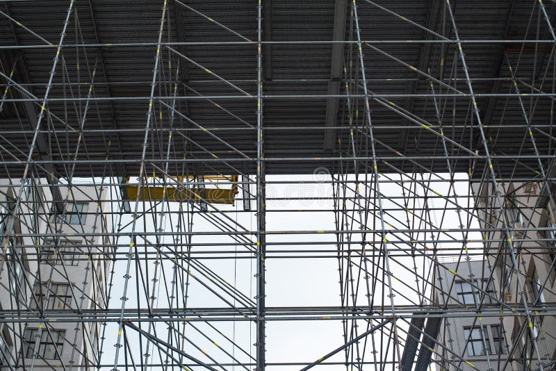 Extensive Scaffolding Providing Platforms for Work in Progress on a ...