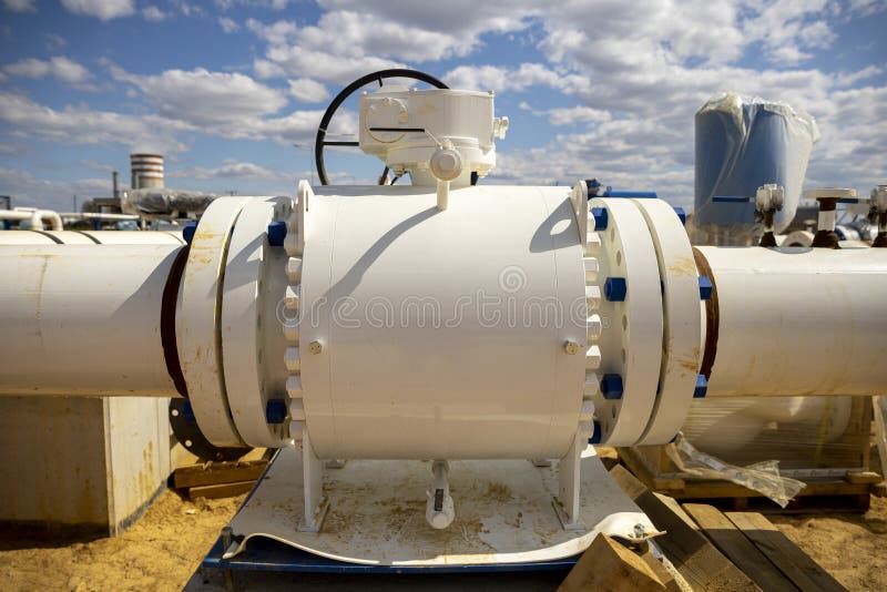 Interconnected Natural Gas Pipeline Network Stock Image - Image of pipe ...