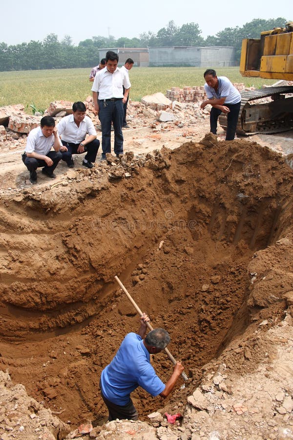 Construction Site Measurement Editorial Photo - Image of building ...