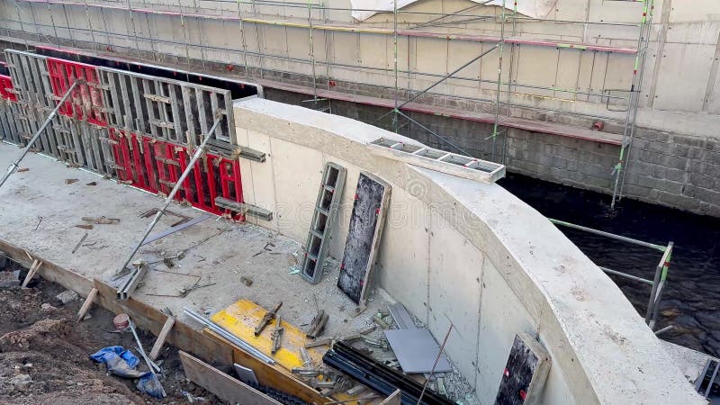 Construction Site Showcasing an Innovative Curved Concrete Structure ...