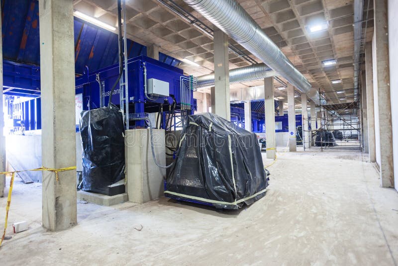 Construction Solid Waste Hydraulic Bins Editorial Photography - Image ...