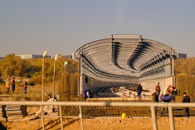 Construction of a Surface Subway Tunnel for Train Traffic - Moscow ...