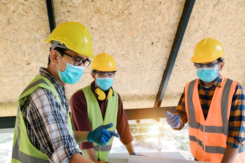 Construction Teamwork, Team of Engineer and Architects Working Join ...