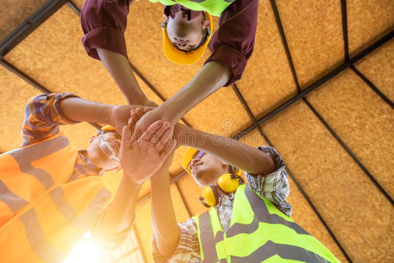 [Construction Teamwork] Team of Engineer and Architects Working Join ...