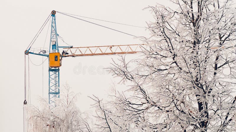 Construction Tower Crane for the Construction of High-rise Buildings ...