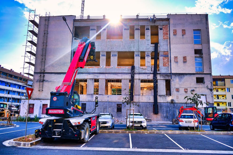 Construction work editorial stock image. Image of stadium - 331853874