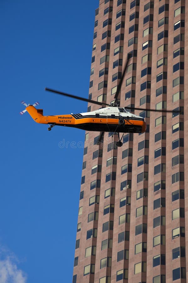 Construction Work in Downtown Chicago Editorial Stock Image - Image of ...