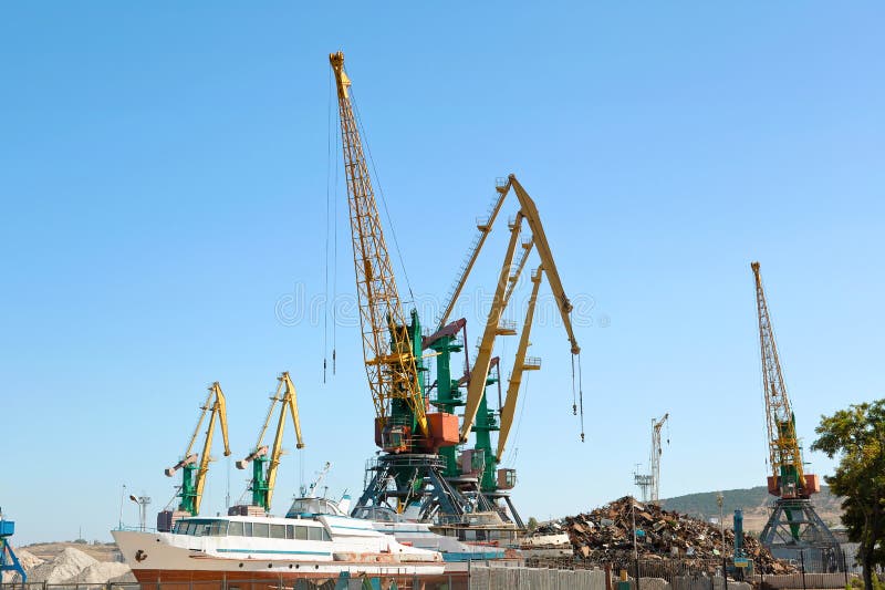 Construction Work at the Port Crane Stock Image - Image of derrick ...