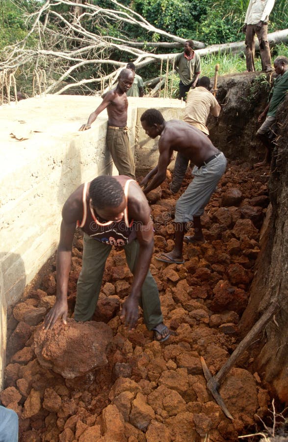 Construction Work in Uganda Editorial Image - Image of rural, workers ...