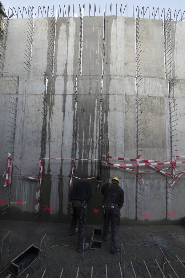 Construction Worker at a Building Site Editorial Stock Photo - Image of ...