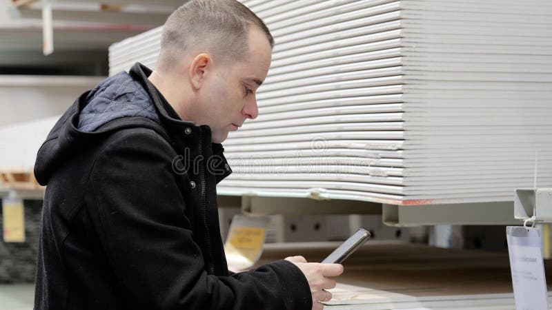 Managing Inventory Smartphone Warehouse Logistics Distribution Stock ...