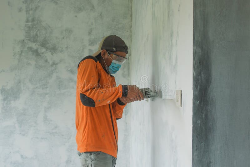 Construction Worker are Grinding the Walls Editorial Photo - Image of ...