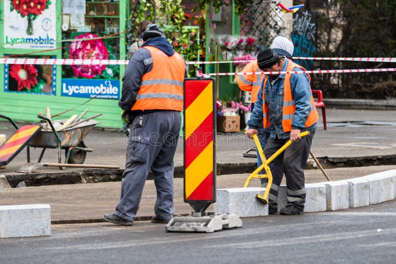 Construction Workers in Bucharest, Romania, 2021 Editorial Photo ...