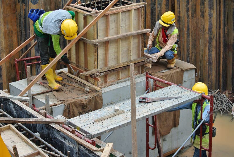 Construction Workers Installing Pile Cap and Stump Formwork Editorial ...
