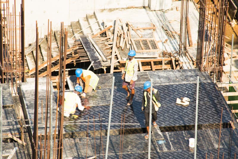 Construction Workers in Yangon, Myanmar Editorial Stock Image - Image ...