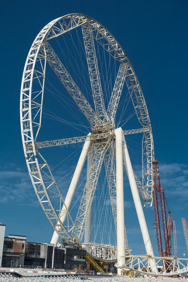 Giant Ferris Wheel in Dubai Editorial Stock Photo - Image of ...