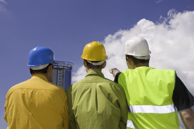 Construtores foto de stock. Imagem de capacete, adulto - 2812168