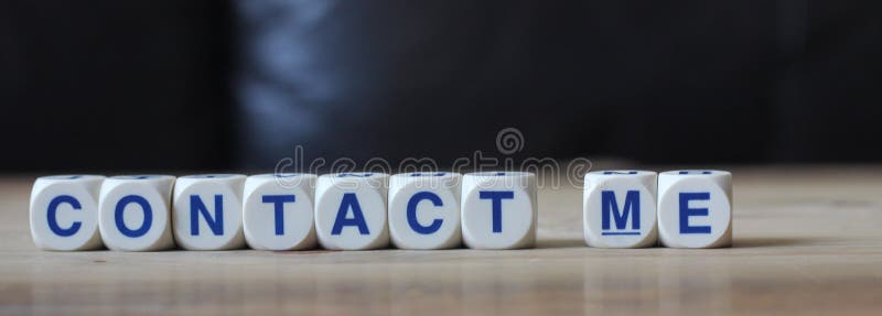 Contactez-moi photo stock. Image du social, canal, medias - 103975690