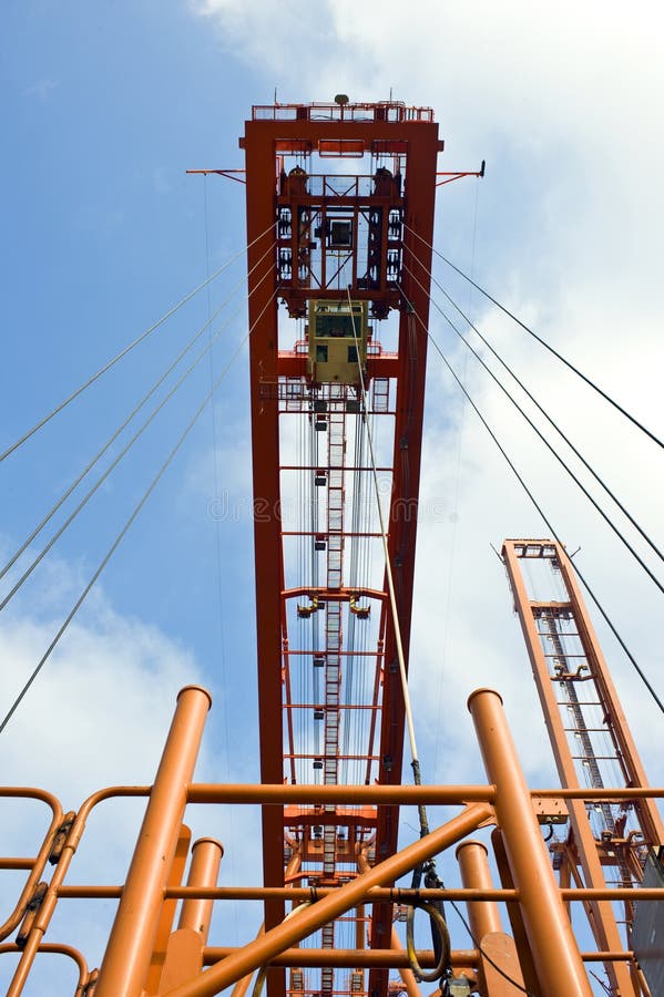 Hoisting rig stock photo. Image of snaps, stripes, industrial - 14518222