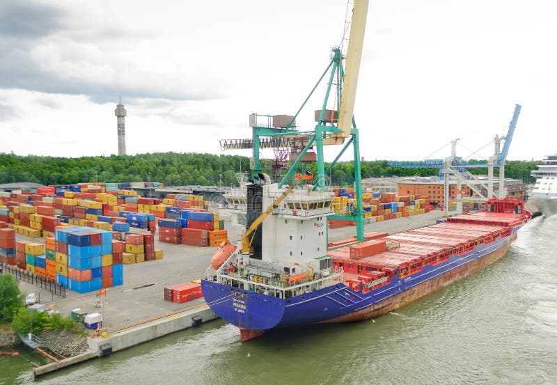 Loading ship with logs stock photo. Image of heavy, ship - 4963612