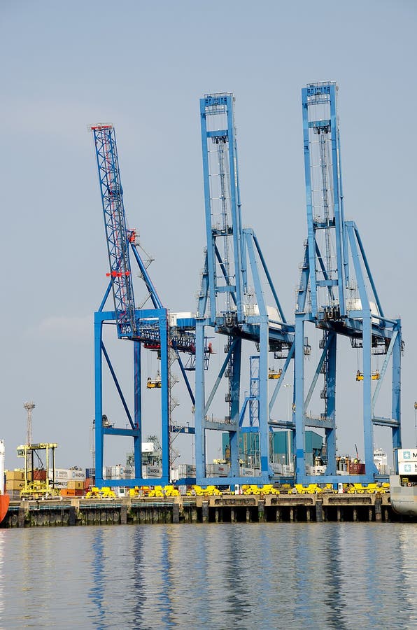 Container port editorial stock image. Image of port, transport - 7197789