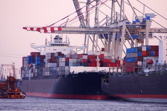 Container Ship Offloading Stock Photos - Free & Royalty-Free Stock ...