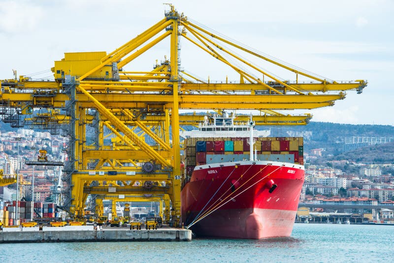 Port of Trieste editorial photography. Image of industry - 21745477